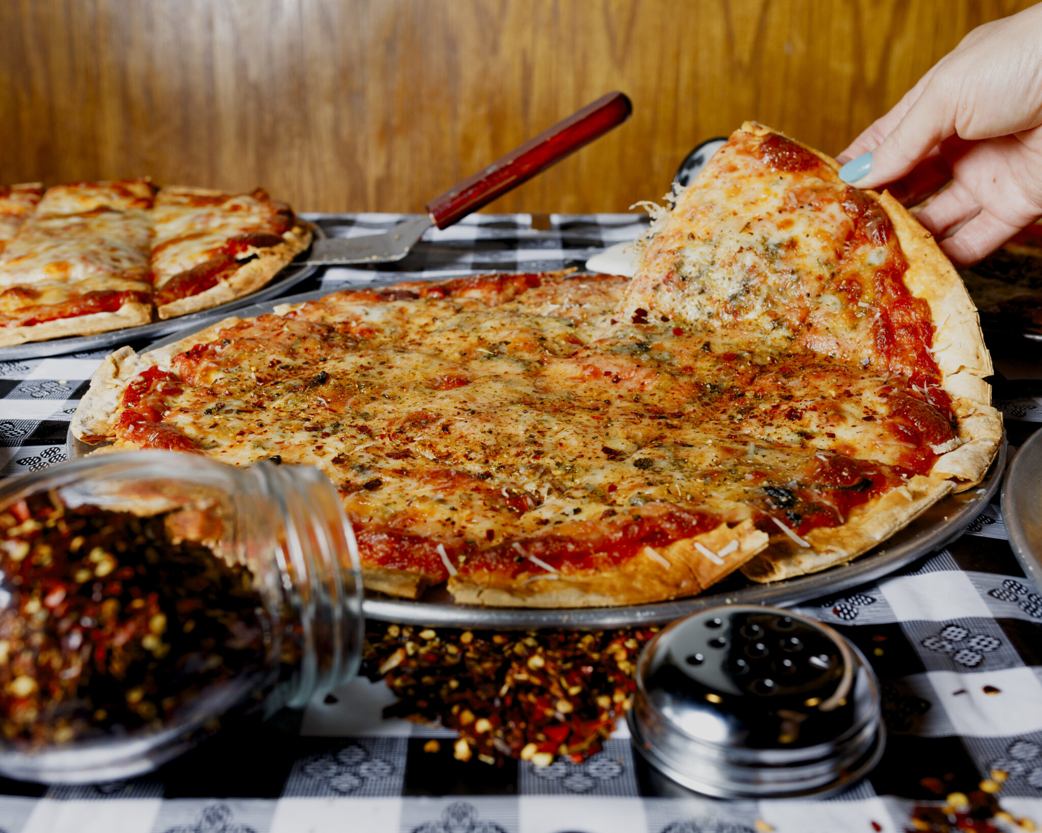 Chicago's Best Tavern-style Pizza - WG Pizza's